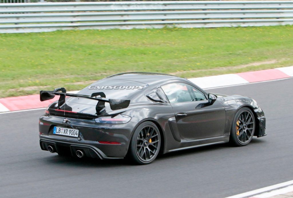 2021 Porsche 718 Cayman GT4 RS Looks Like The Ultimate Track Day Tool ...