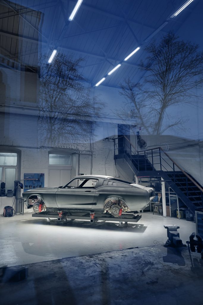 840 HP Aviar R67 Is A Tesla-Based Ford Mustang Electromod From Russia ...