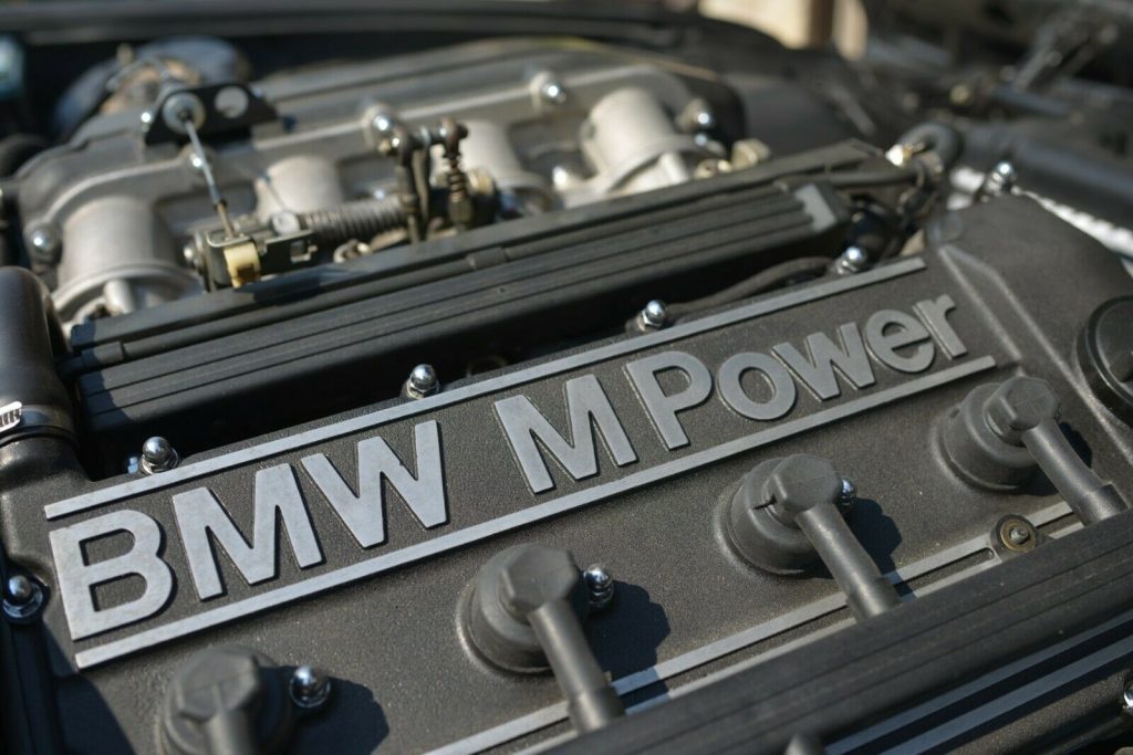 Super Rare BMW 320iS For Sale In Canada Comes From Bimmer’s Wonder ...