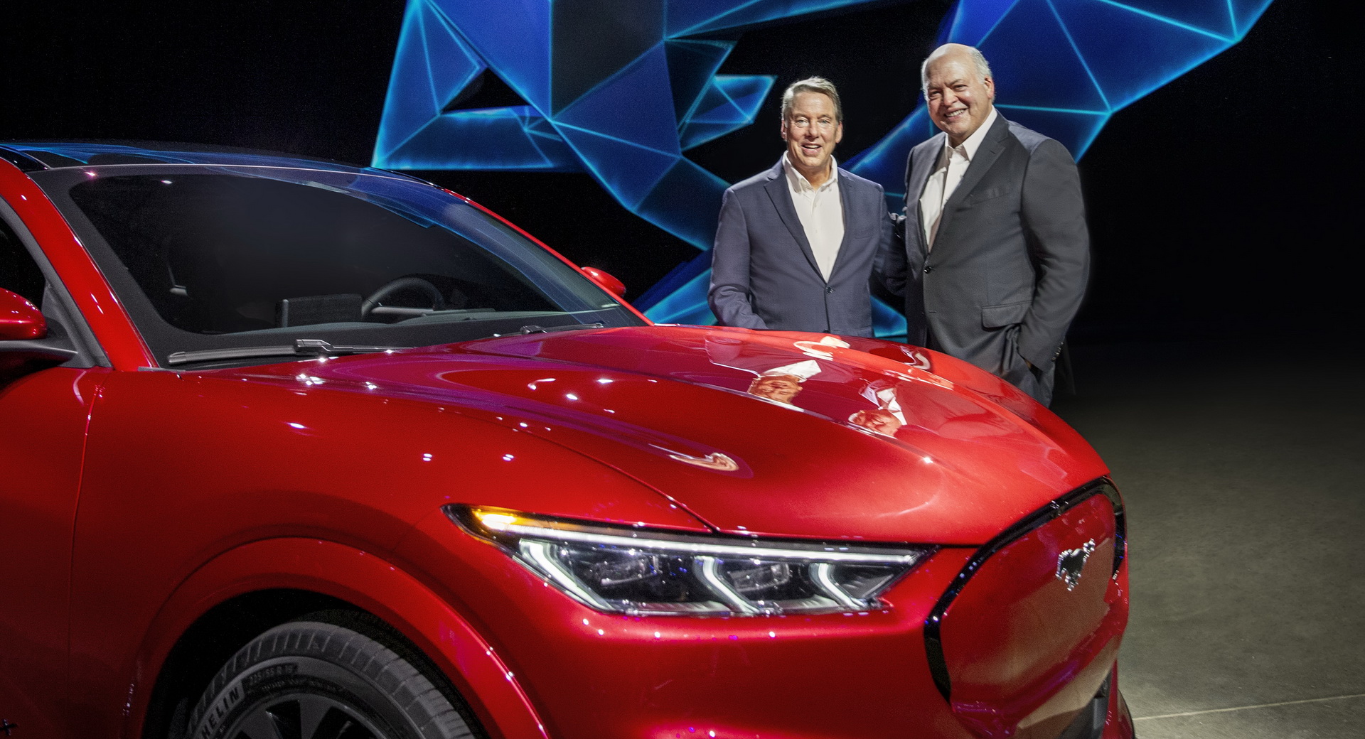 Ford CEO Jim Hackett Steps Down, COO Jim Farley To Be Named New Boss ...