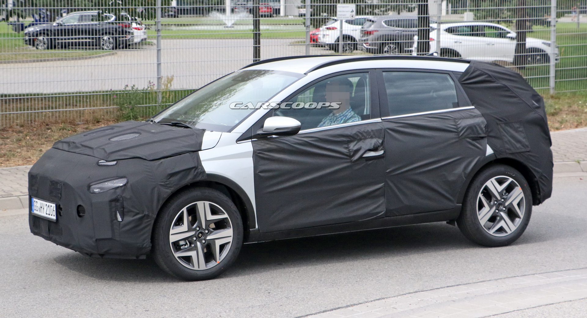 Hyundai’s i20-Based Crossover For Europe Spotted For The First Time ...