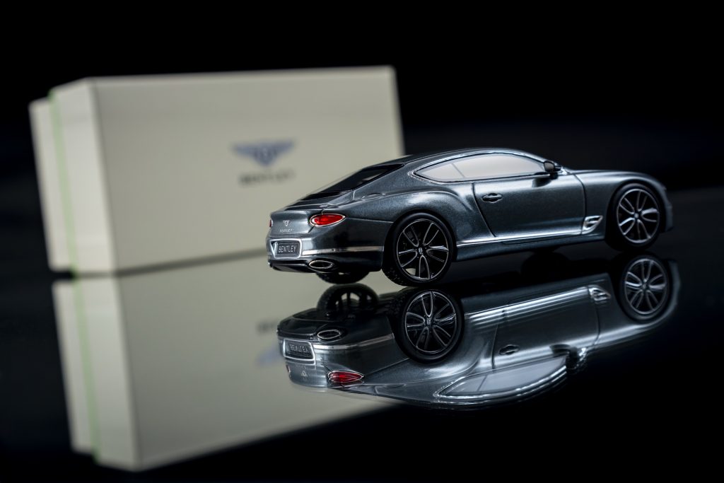 Bentley Continental GT 1:8 Scale Model Costs $9,200, Takes 300 Hours To ...
