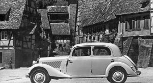 Mercedes-Benz E-Class History From 1926 To 2020: The Tale Of The ...