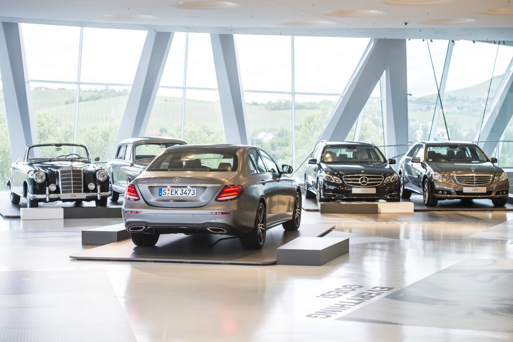 Mercedes-Benz E-Class History From 1926 To 2020: The Tale Of The ...