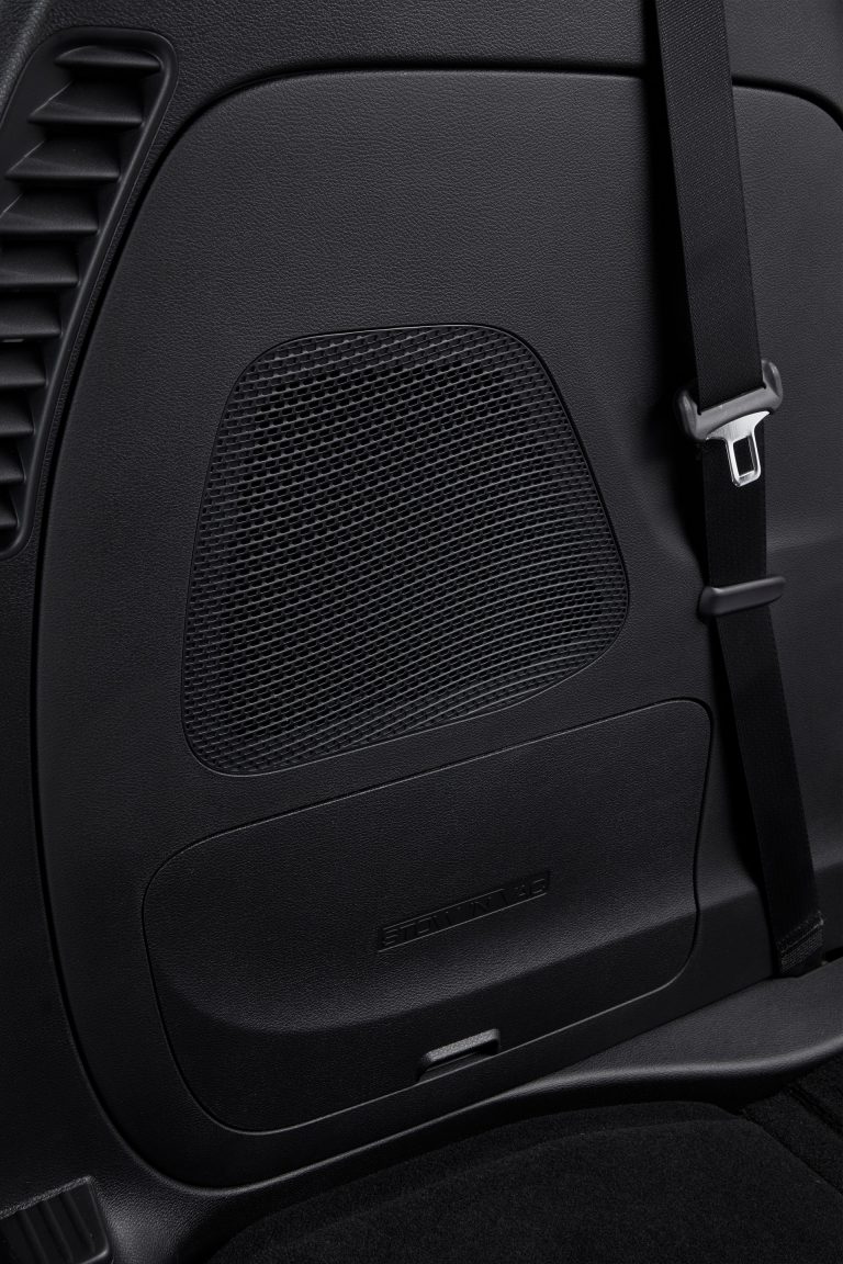 Facelifted 2021 Chrysler Pacifica Starts At $35,045 | Carscoops