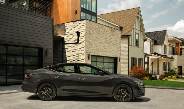2021 Nissan Maxima 40th Anniversary Edition Headlines Model Year ...