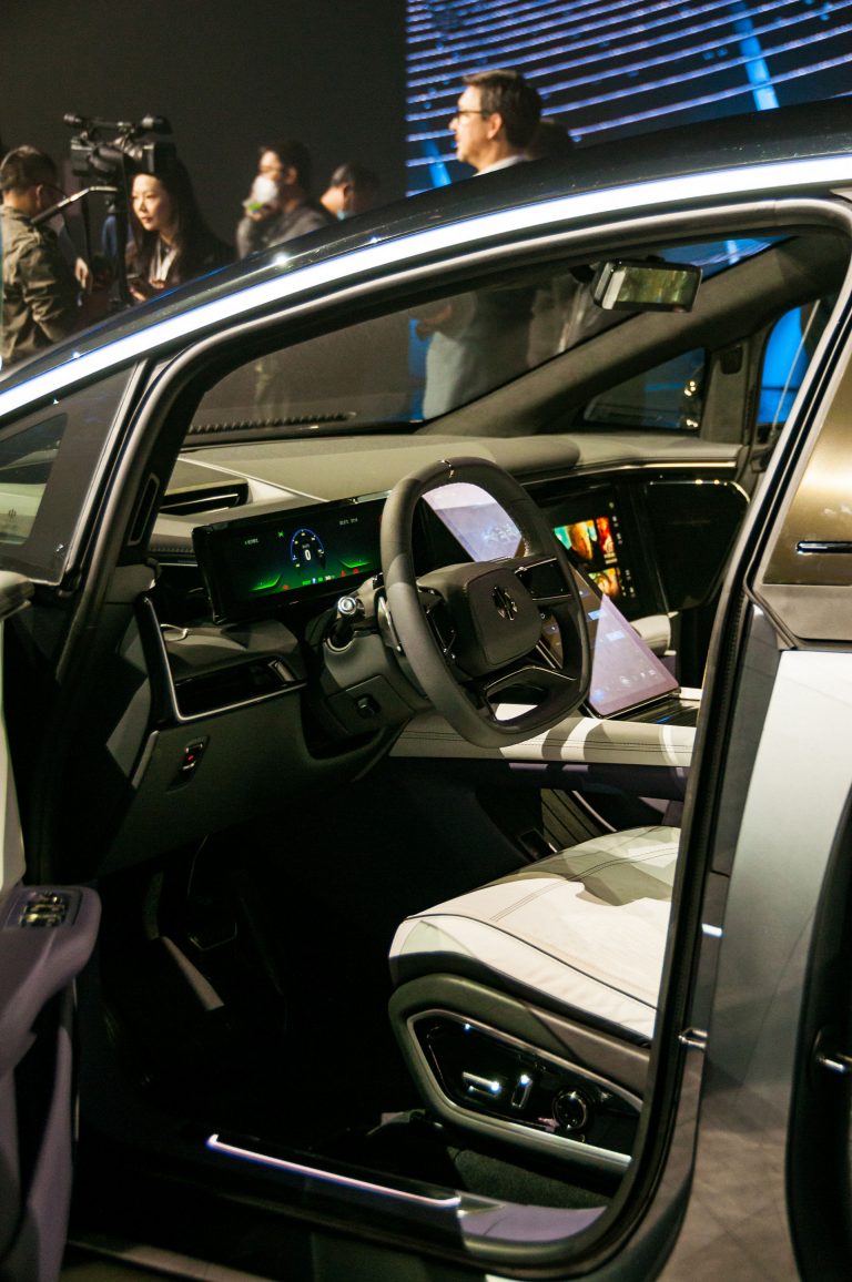 Human Horizons HiPhi X Is Perhaps The Most Interesting EV Of The Show ...