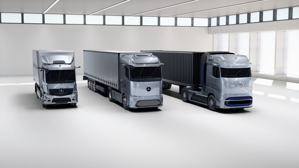New Mercedes-Benz GenH2 Fuel-Cell Semi Concept Previews Production ...