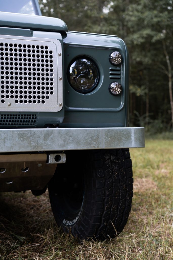Osprey Unveils Classic Land Rover Defender With A 6.2-Liter V8 | Carscoops