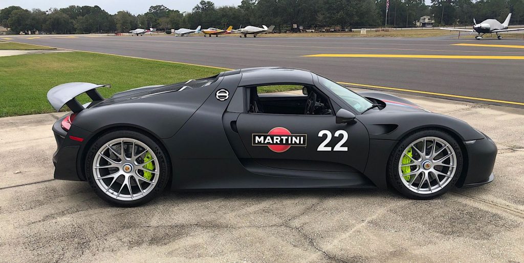 This Matte Black Porsche 918 Spyder Has 2,900 Miles And A $1.29 Million ...