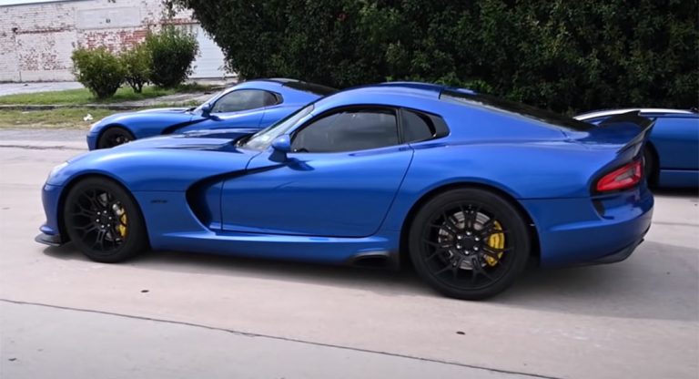 This Dodge Viper Has A Screaming 9.0-Liter, 825 HP V10 Under Its Hood ...