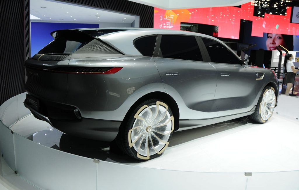 Voyah i-Free Concept Electric SUV Wants Your Attention, Does It Have It ...