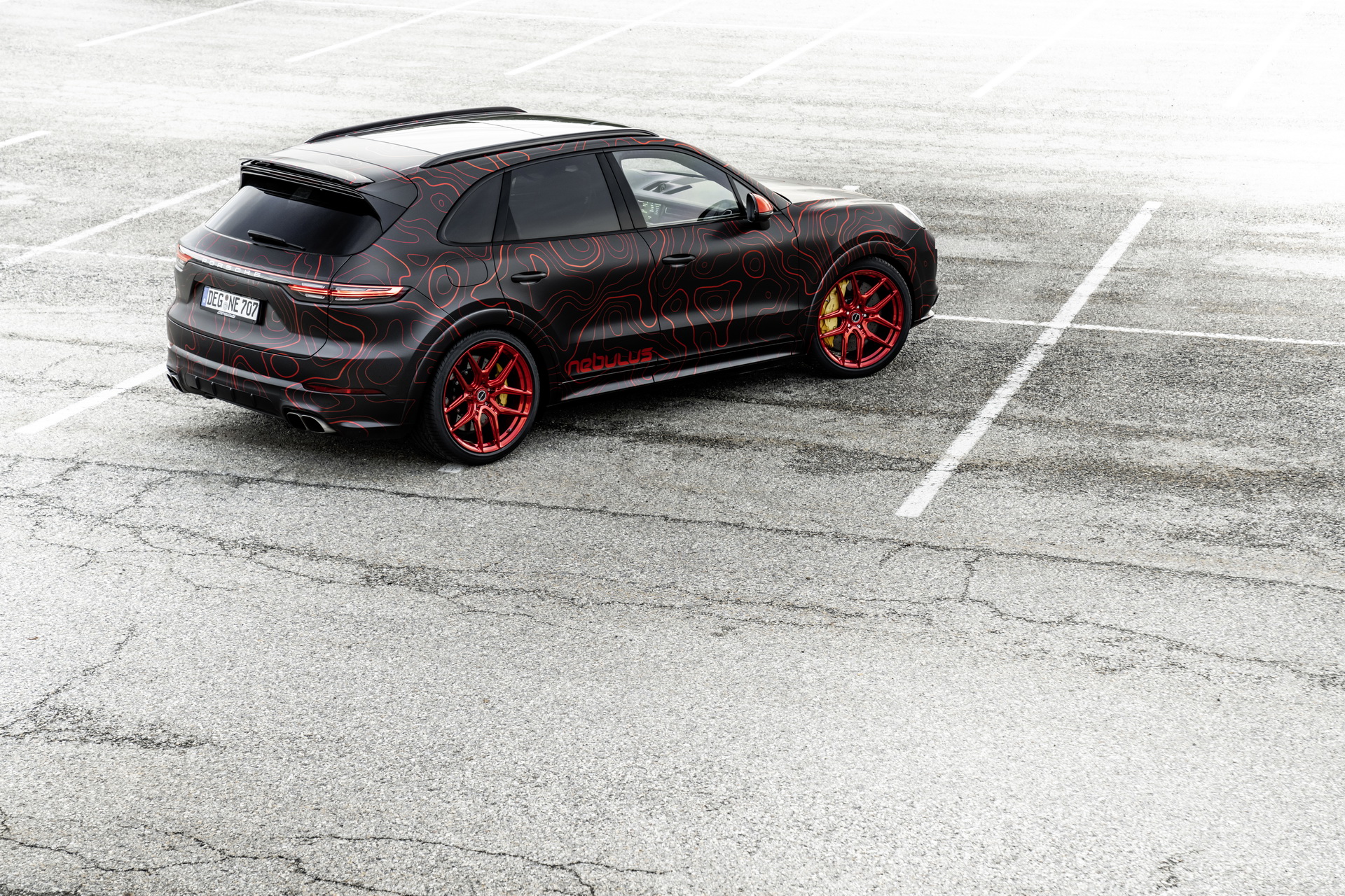 Nebulus Goes All Flashy On The Porsche Cayenne, Gives It 948 HP | Carscoops