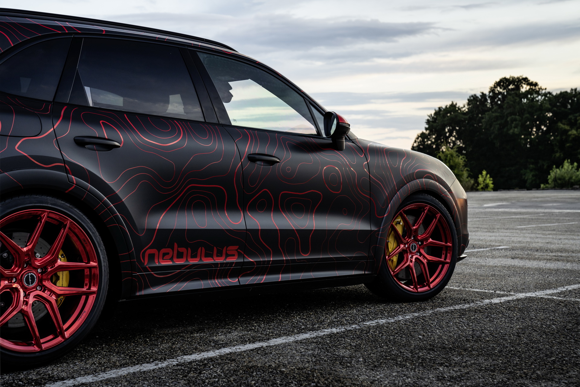 Nebulus Goes All Flashy On The Porsche Cayenne, Gives It 948 HP | Carscoops