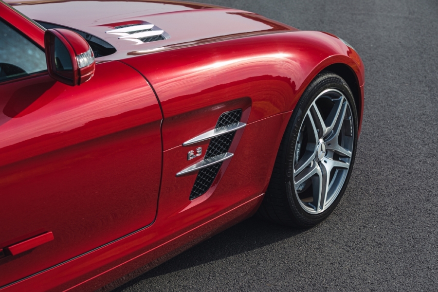 Low-Mileage Mercedes-Benz SLS AMG Looks Like It’s Ready To Fly | Carscoops
