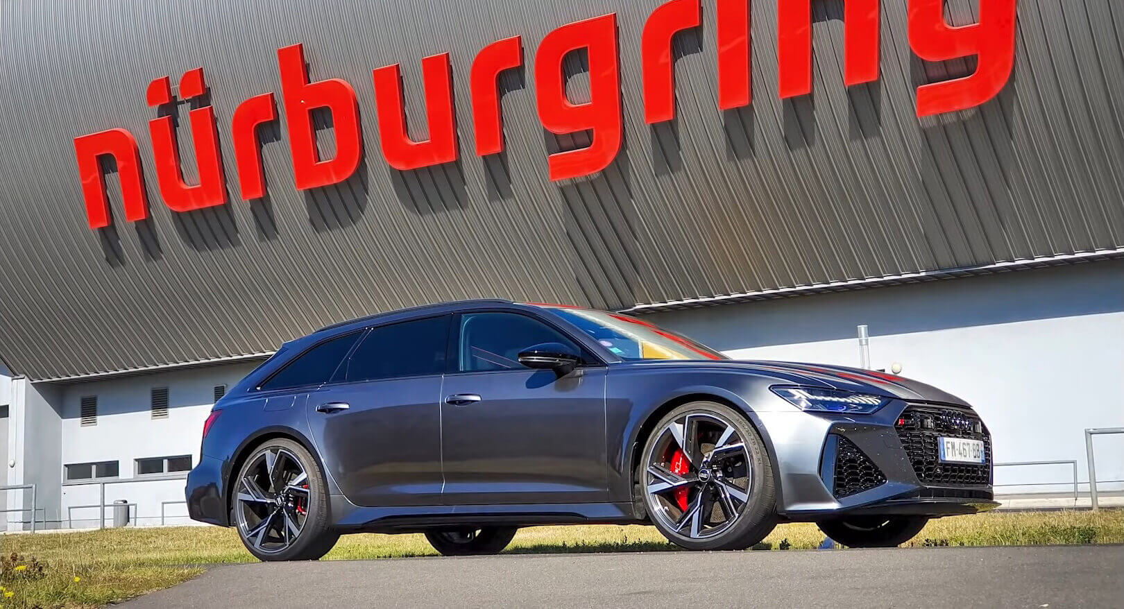 2020 Audi RS6 Avant Is A Supercar At Heart, Watch It Hit The ...