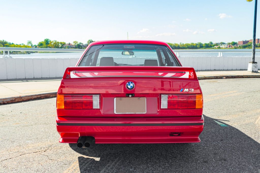 What’s A 1991 BMW E30 M3 With 18k Miles Worth To You? | Carscoops