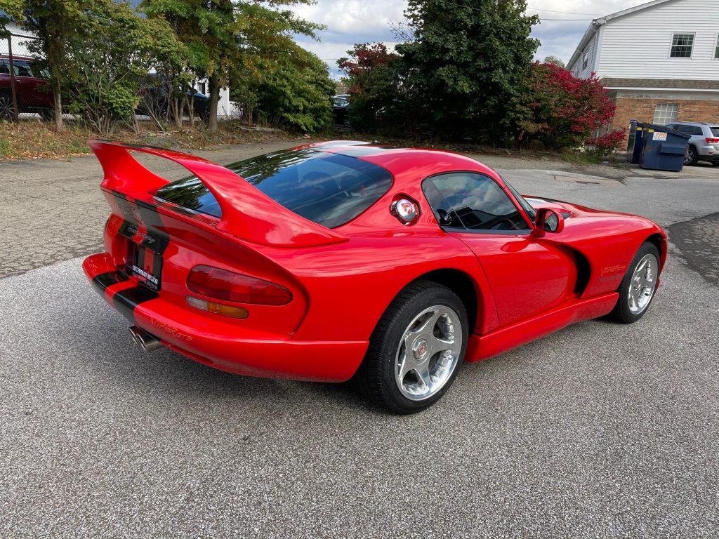 Import Tuner Hennessey Viper Dodge Viper