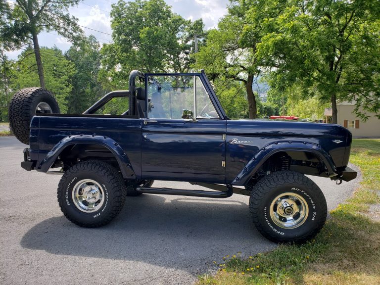 Show Off To Your Friends With This Ford Bronco Restomod | Carscoops