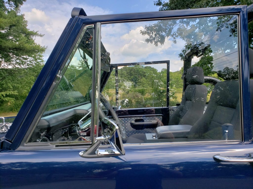 Show Off To Your Friends With This Ford Bronco Restomod | Carscoops