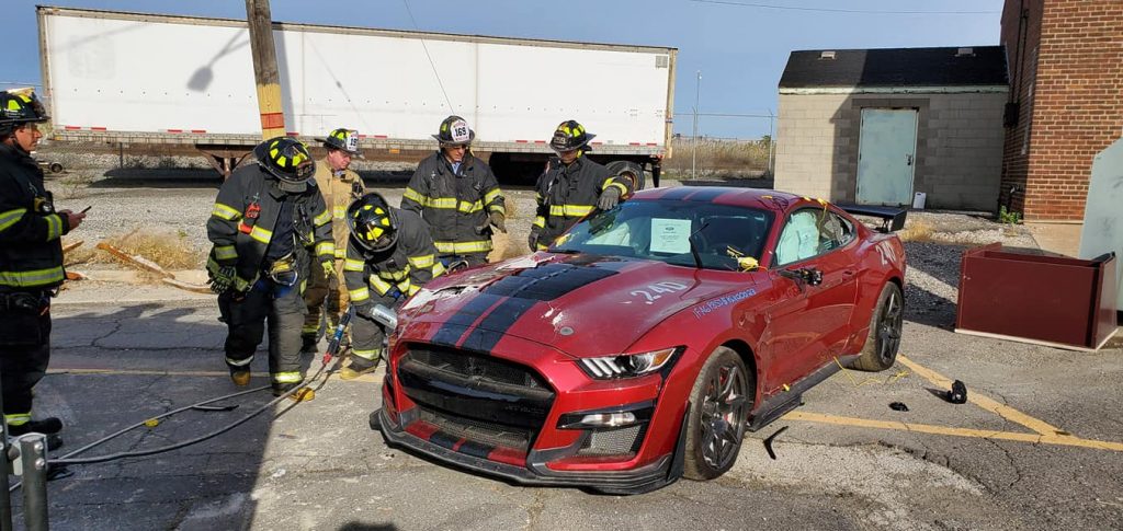 Dearborn Fire Crews Cut Up A Ford Mustang Shelby GT500 For Training ...