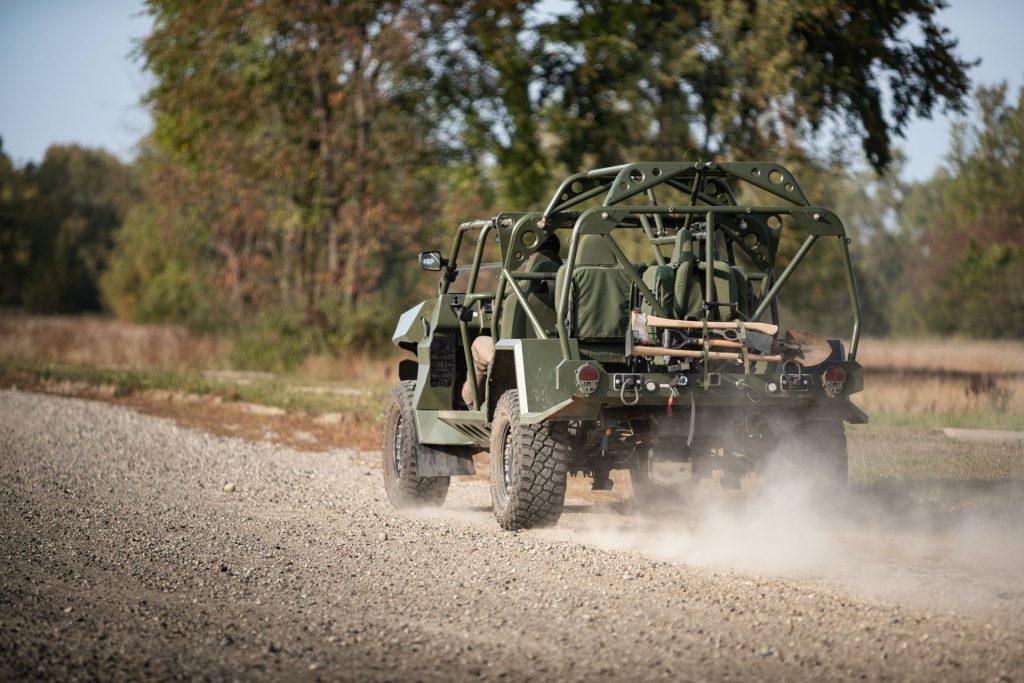 GM Defense Delivers First Colorado ZR2-Based Infantry Squad Vehicle To ...