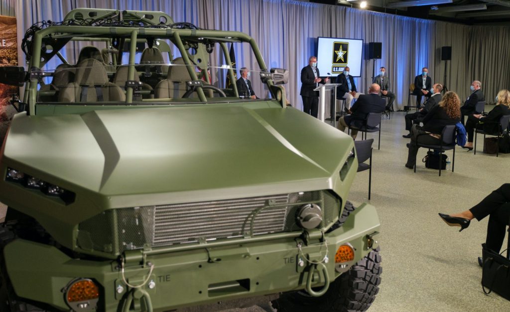GM Defense Delivers First Colorado ZR2-Based Infantry Squad Vehicle To ...