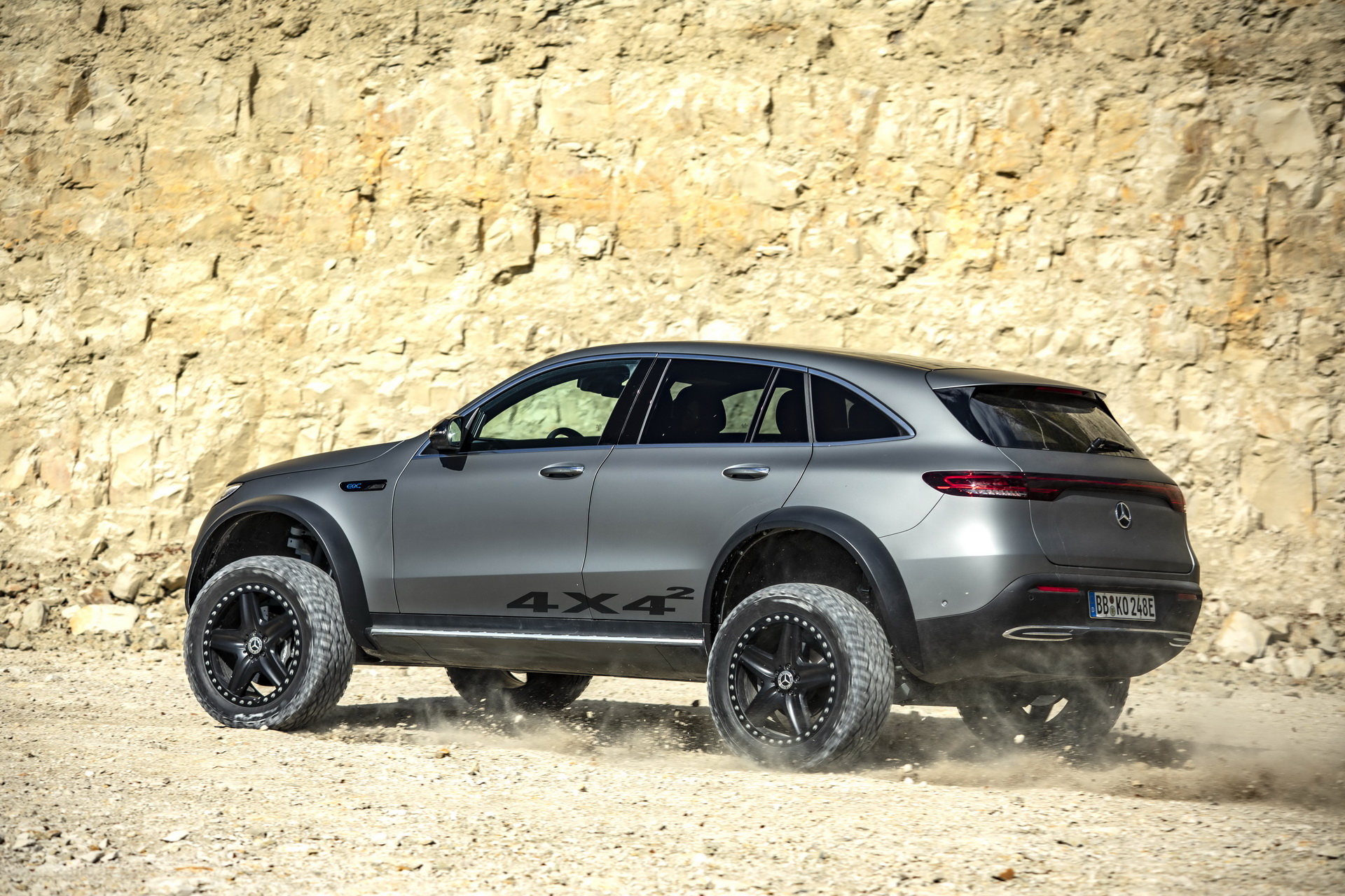 Mercedes-Benz EQC 4×4² Is The Off-Road Oriented Electric SUV Merc ...
