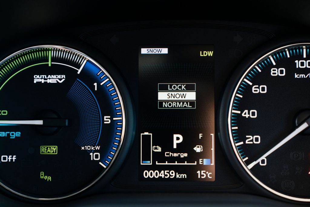 Mitsubishi Updates Outlander PHEV For 2021 In Australia | Carscoops