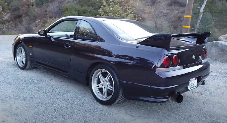 The Nissan Skyline R33 GT-R Will Remind You How Great The 90s Were ...