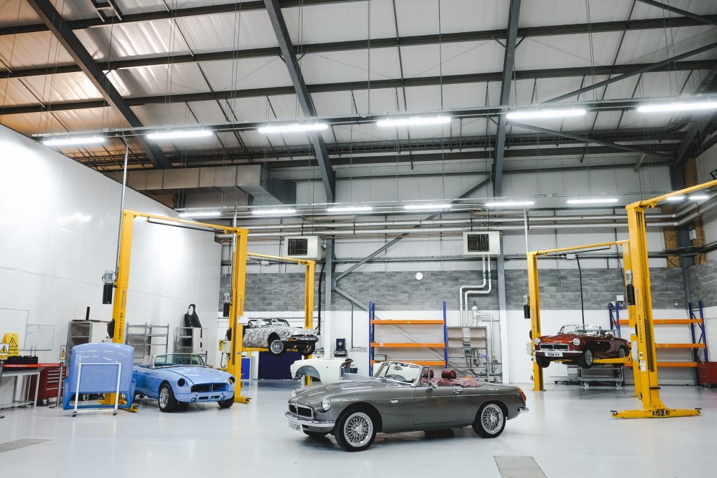RBW’s EV Roadster Is An Electric MGB That’s Set To Go Into Production ...