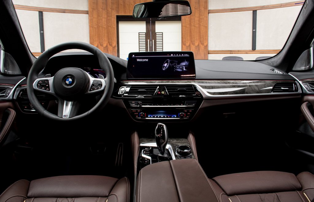 2021 BMW M550i Matches Alpine White Body With Mocha Interior | Carscoops