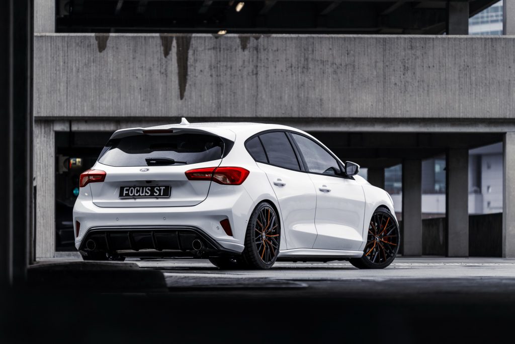 Tuned Ford Focus ST Goes For The Slammed Look, Do You Like It? | Carscoops