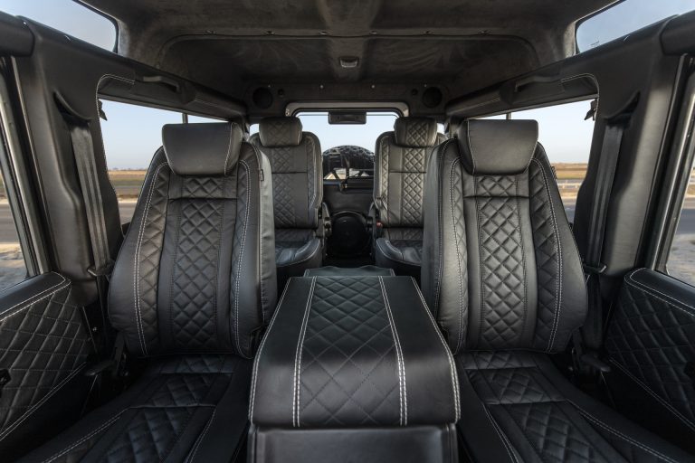 Himalaya’s ‘Summit Series’ Defender Is A 650 HP British Brute | Carscoops