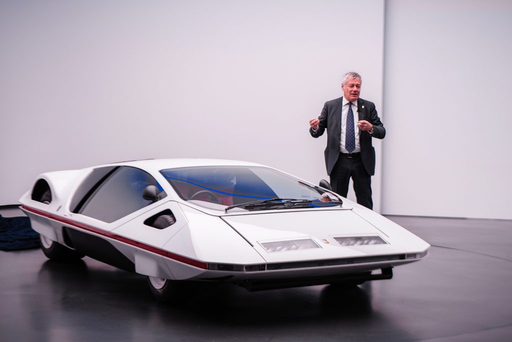 Innovative 1970 Pininfarina Modulo Concept Celebrated In Official Stamp ...