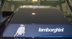 Get Your Rocks Off With This 1988 Lamborghini LM002, AKA The Rambo ...