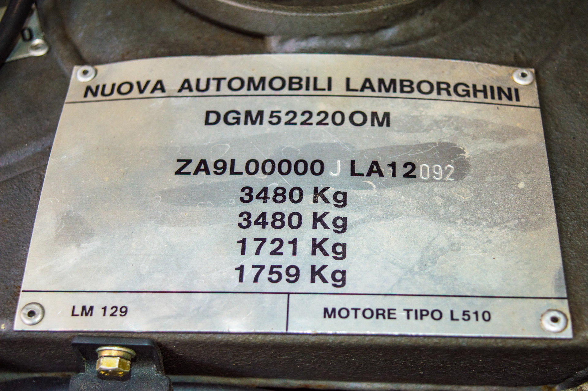 Get Your Rocks Off With This 1988 Lamborghini LM002, AKA The Rambo ...