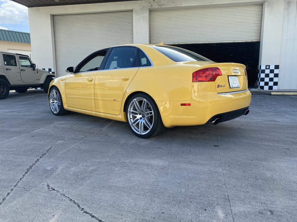 Care For A 2007 Audi RS4 Finished In Imola Yellow? | Carscoops