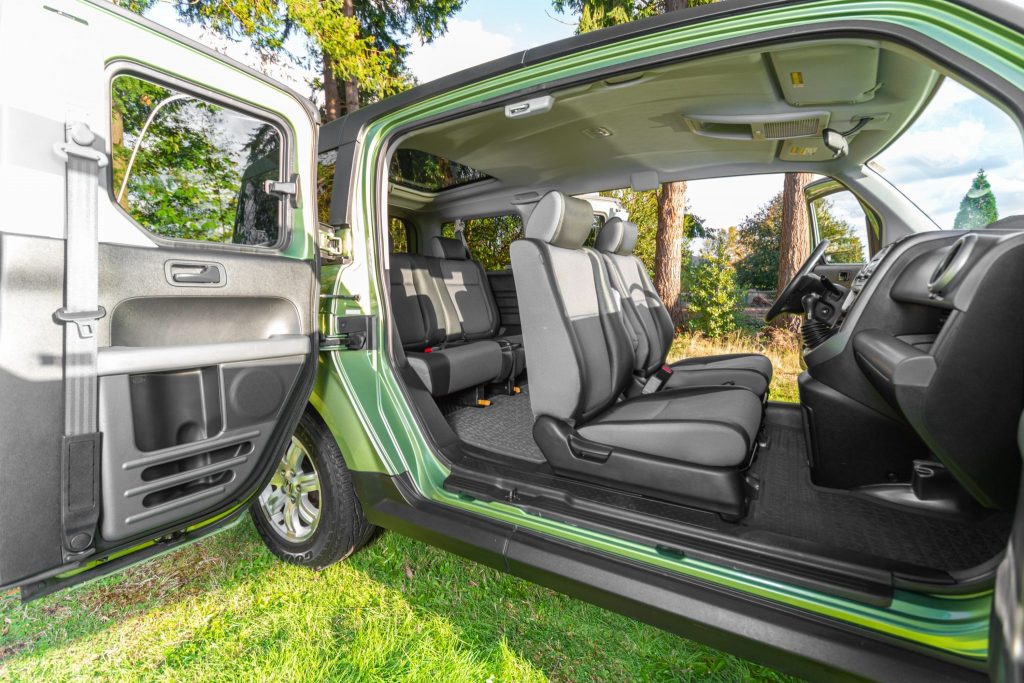 Say Again? A 2006 Honda Element Was Sold For $30,000 On Bring A Trailer ...