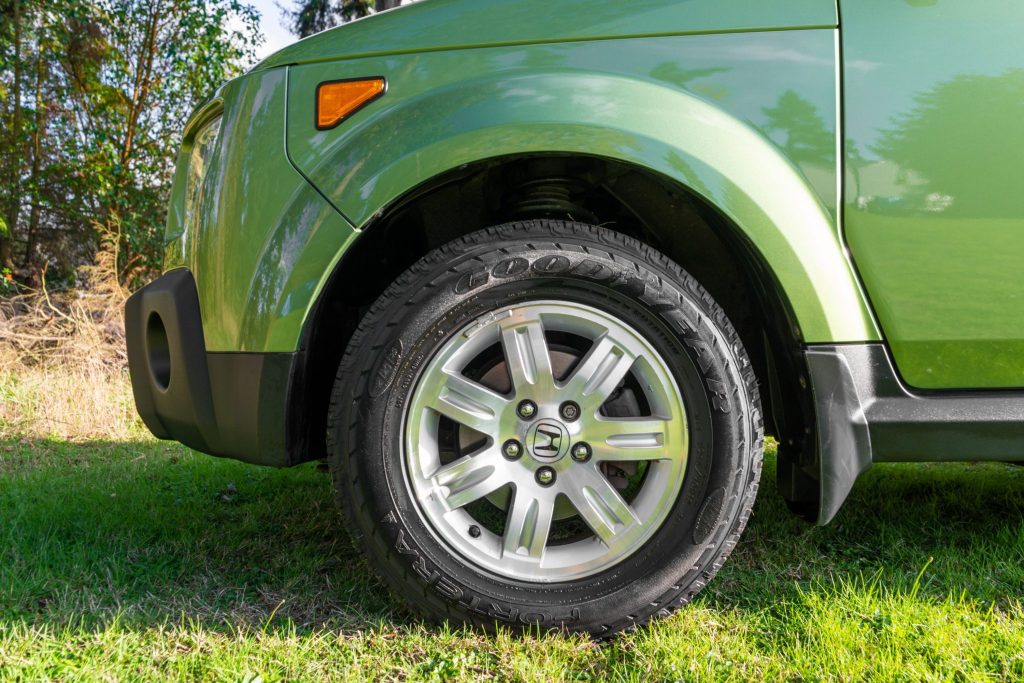 Say Again? A 2006 Honda Element Was Sold For $30,000 On Bring A Trailer ...