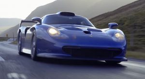 Porsche 911 GT1 Strassenversion Is Truly A Street-Legal Race Car ...
