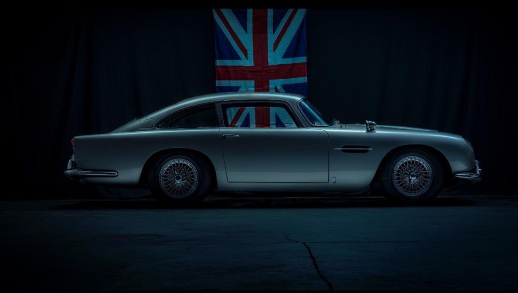 Someone Paid $200K For A Gadget-Packed Aston Martin DB5 James Bond ...