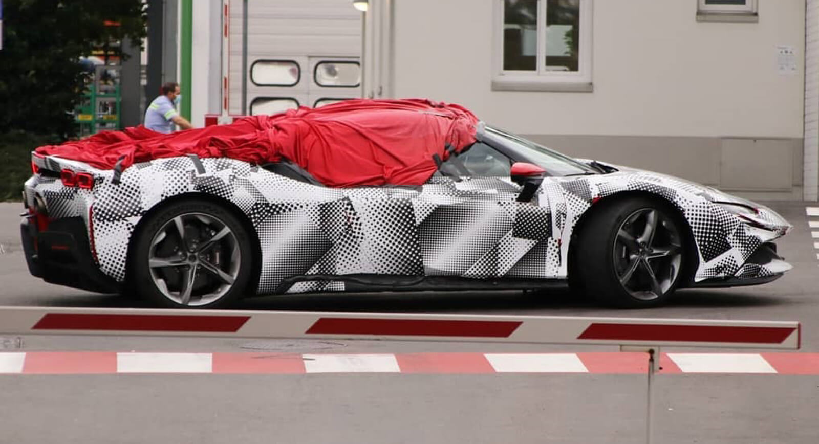 Ferrari SF90 Spider Official Presentation Due November 12? | Carscoops