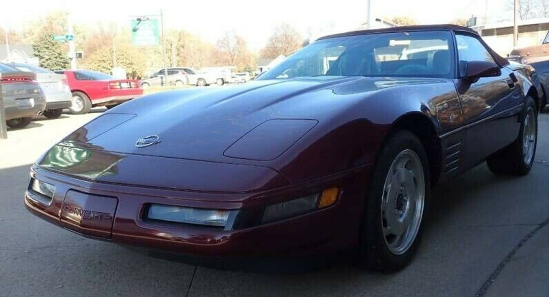 This 27 Mile 1993 Corvette 40th Anniversary Edition Is So New It Still ...