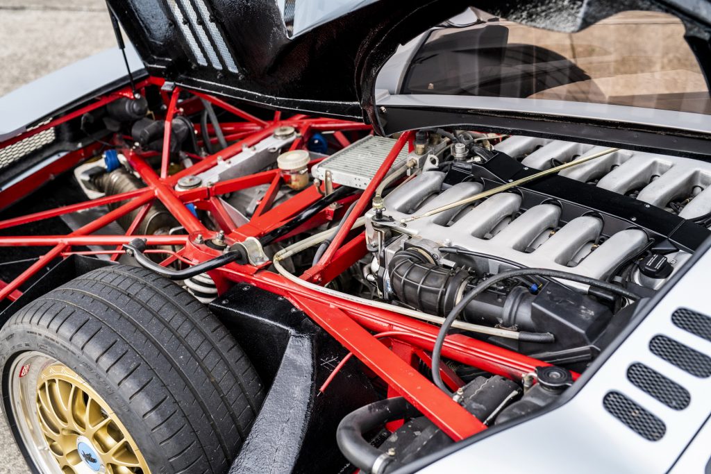 The One And Only Isdera Commendatore 112i Is Up For Grabs | Carscoops