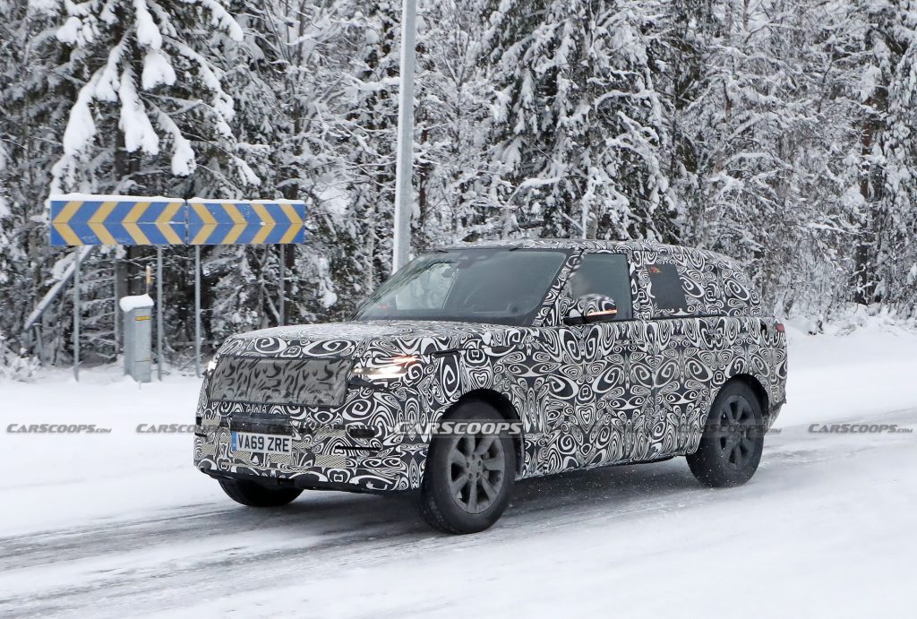 Next-Gen 2022 Range Rover Caught Winter Testing | Carscoops