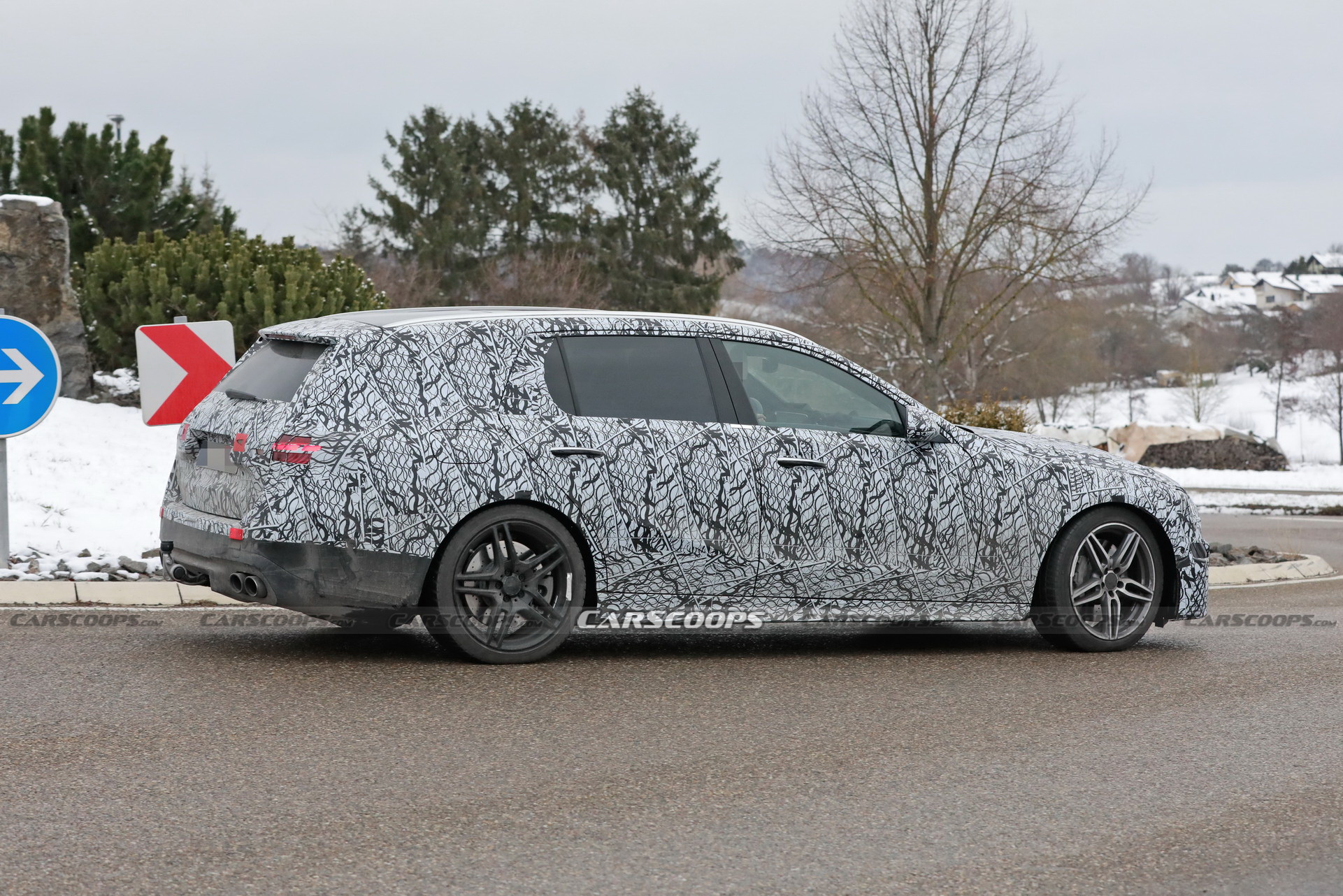 New 2022 Mercedes-AMG C53 Estate Eschews V6 For A Four-Pot Turbo ...