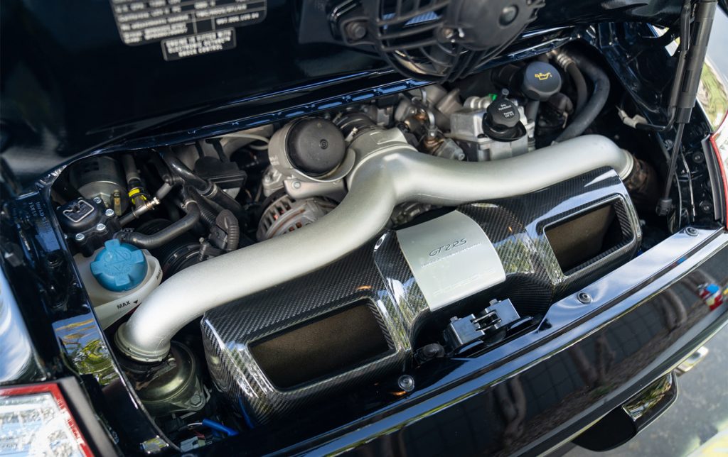 2011 Porsche 911 GT2 RS Demands Your Respect – Or Else… | Carscoops