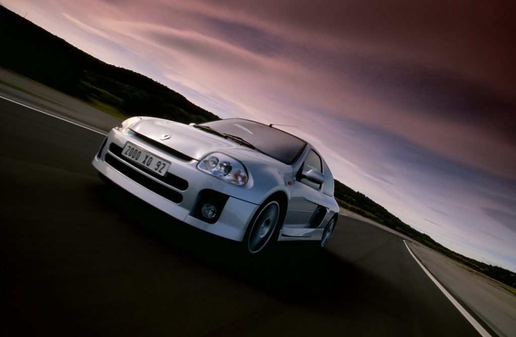Renault Clio V6: The Mid-Engined, Rear-Wheel Drive Super Hatch Turns 20 ...