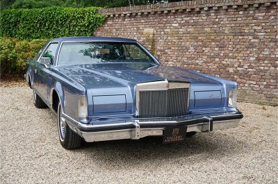 Did You Know Lincoln Made A Givenchy Edition Of The Continental Mark V ...